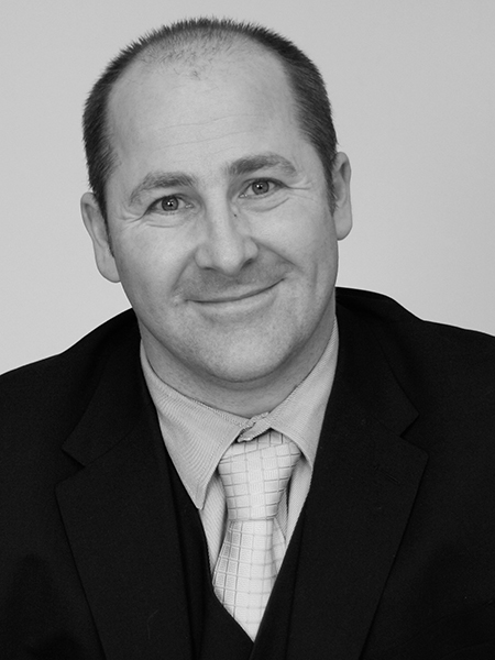 Our People – Macdonald Henderson